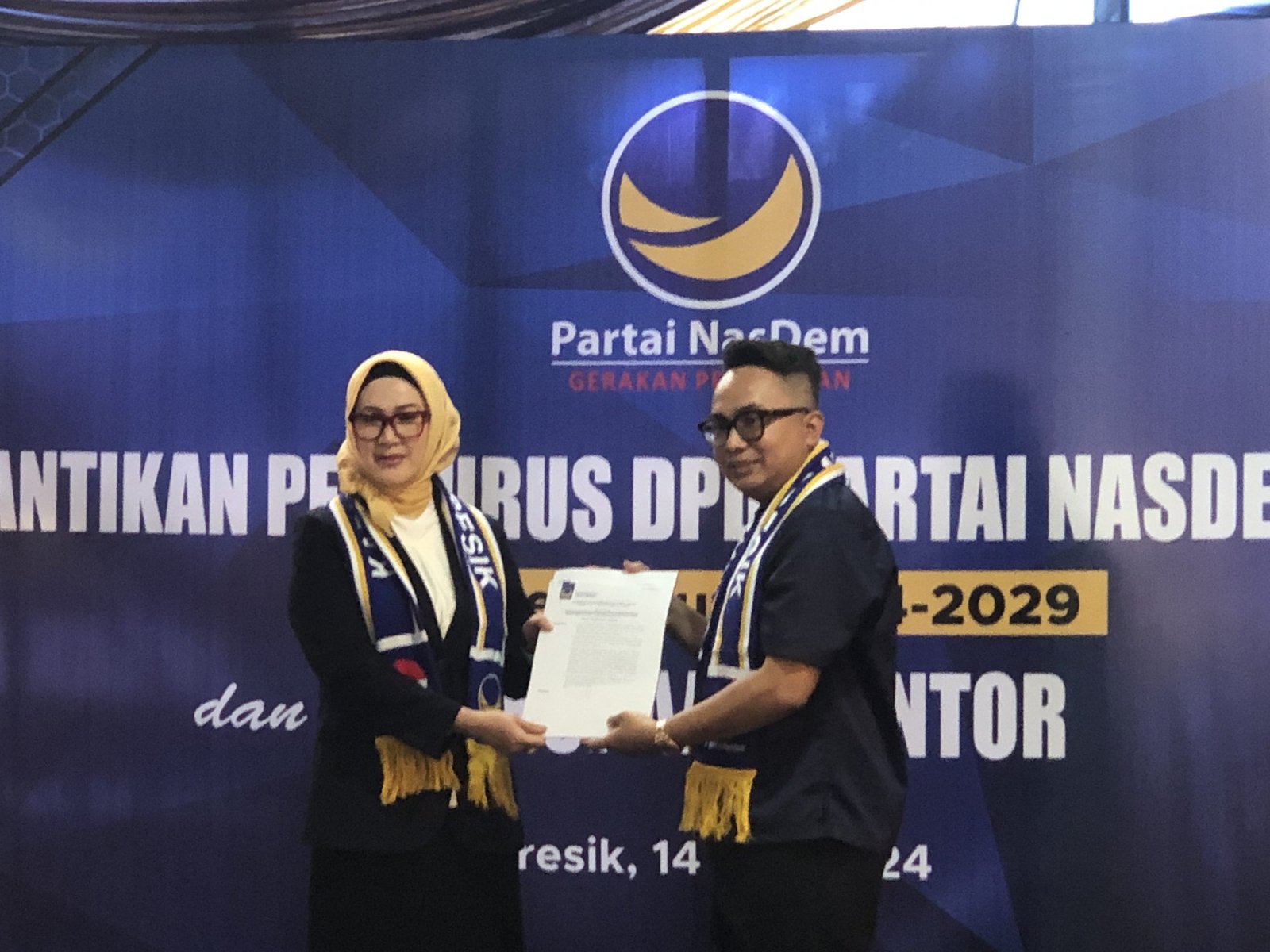 Dilantik Jadi Ketua DPD Nasdem Gresik, Jiddan Bersiap Hadapi Pilkada 2024 Dilantik Jadi Ketua DPD Nasdem Gresik, Jiddan Bersiap Hadapi Pilkada 2024