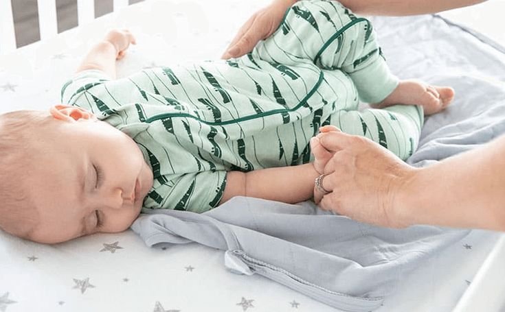 10 Cara Bangunkan Bayi untuk Menyusu, Agar Si Kecil Kenyang Seharian!