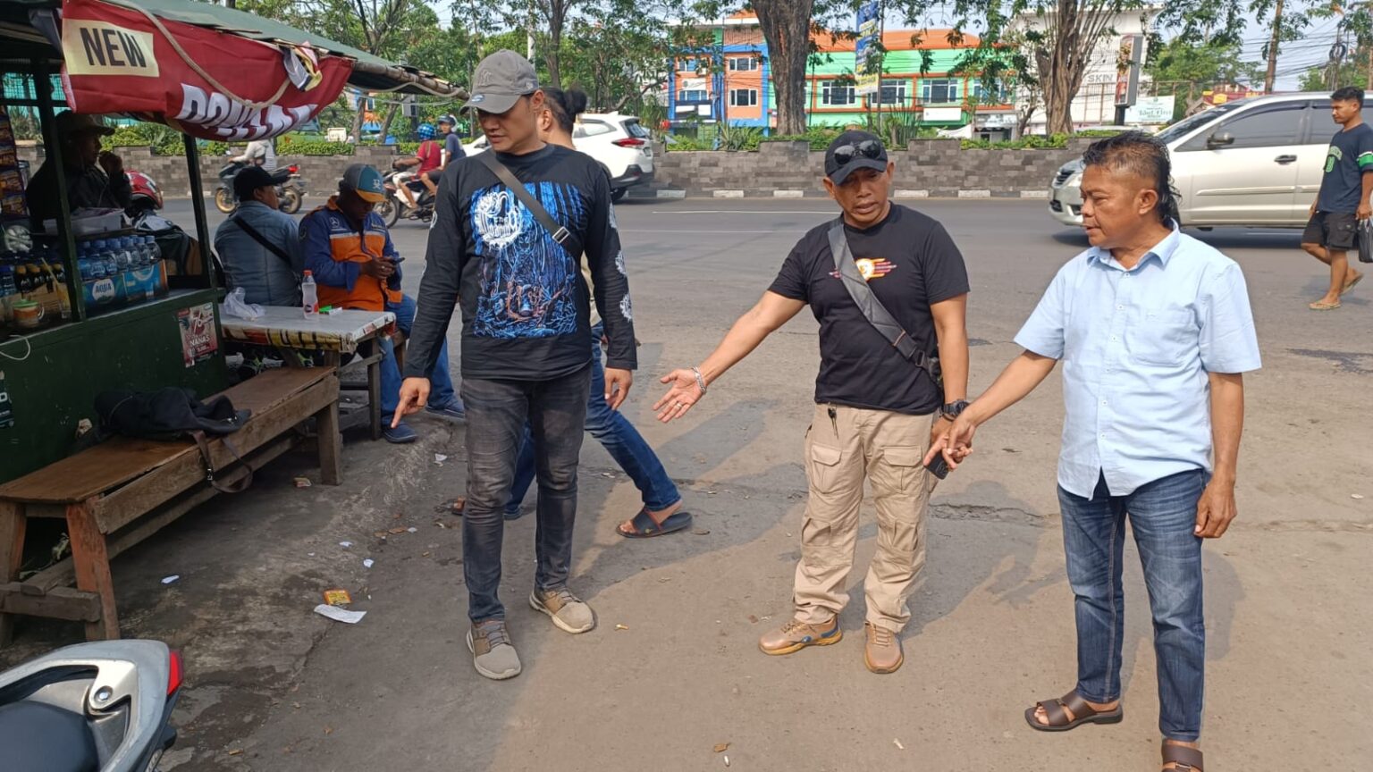 Kronologi Calo Bus di Terminal Purabaya yang Viral Dikeroyok gegara ...