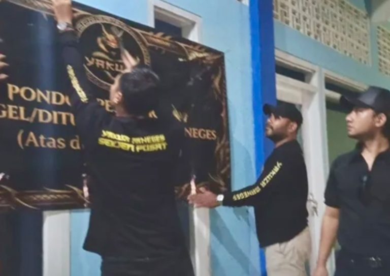 Yakuza Maneges Segel Ponpes di Malang, Pengasuh Diduga Lecehkan Santriwati